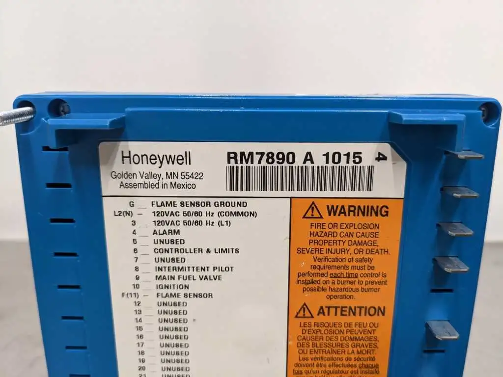 Honeywell RM7890A1015 Burner Control 120, VAC RM7890 A 1015 – NEO Surplus