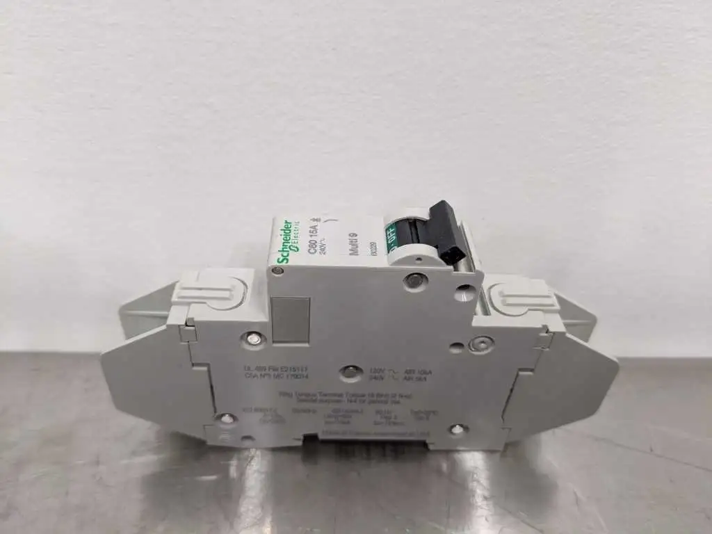 Schneider Electric 60229 Miniature Circuit Breaker 15A Multi9 C60 15A ...