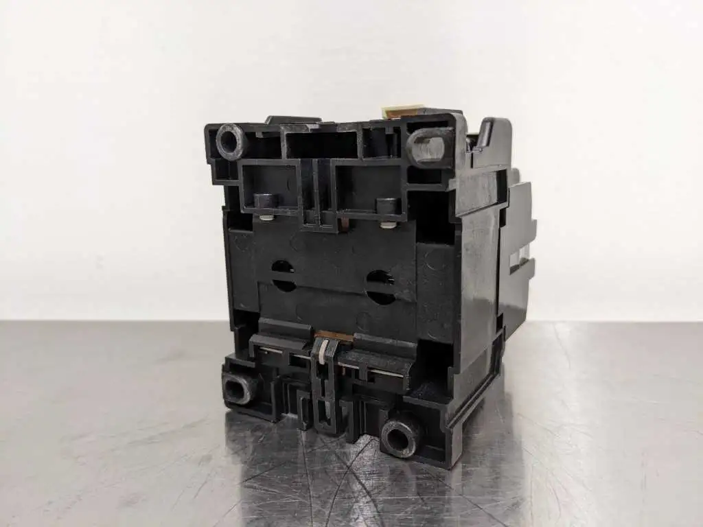 Fuji SC-1N/UD Magnetic Contactor 2NO 2NC 2NCOTO – NEO Surplus
