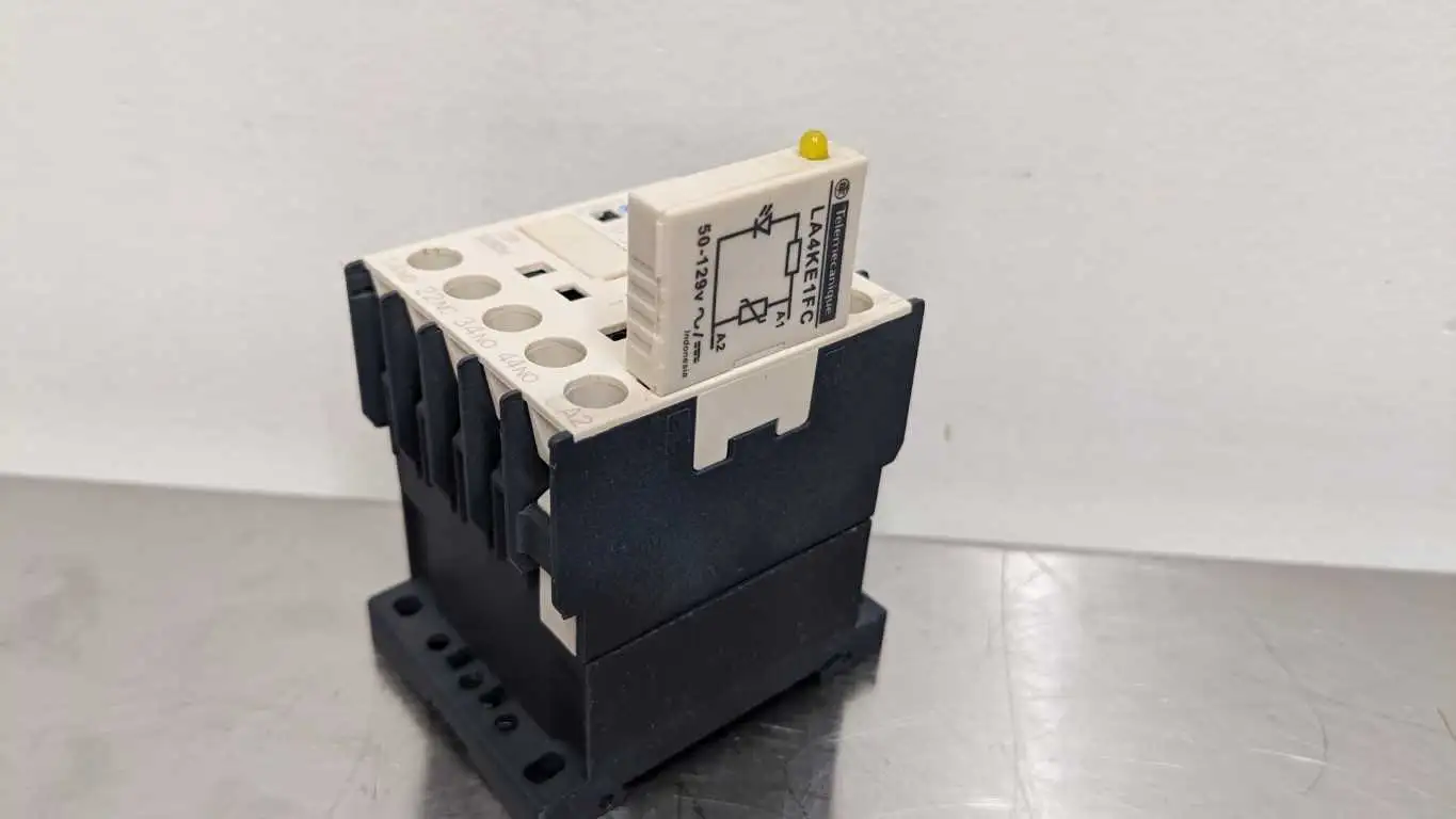 Telemecanique CA2KN31G7 Control Relay LA4KE1FC Suppressor Module – NEO ...