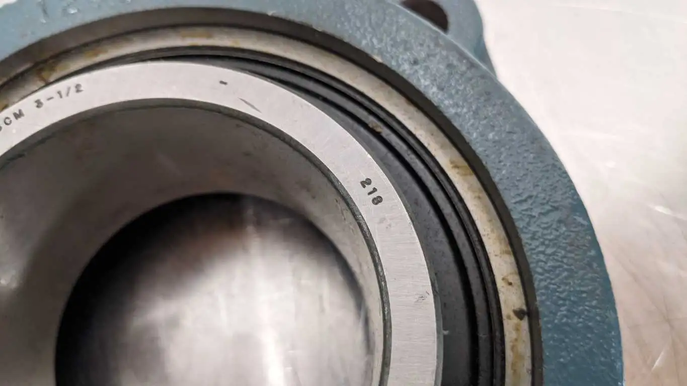 Dodge 124084 SCM 3-1/2 4 Bolt Flange Bearing 3-1/2″ – NEO Surplus